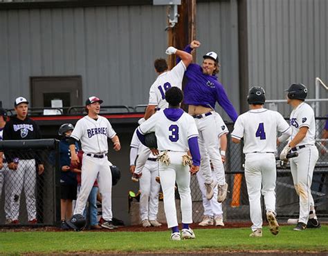 Marion Berries Salem Baseball Salem Or Usa