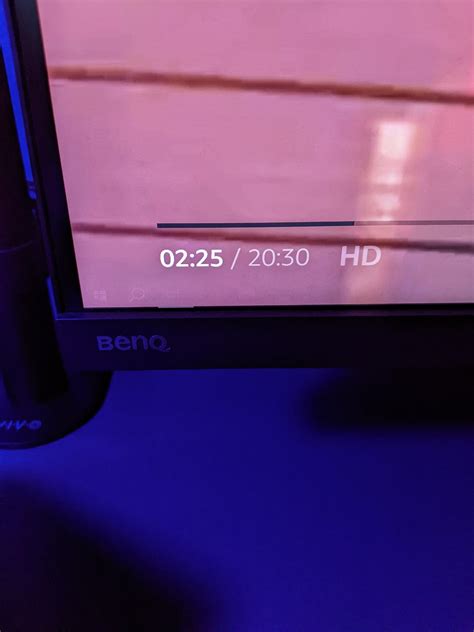 Weird Faint Taskbar Icons Ghosting Through Only During Videos In Fullscreen R Windows10