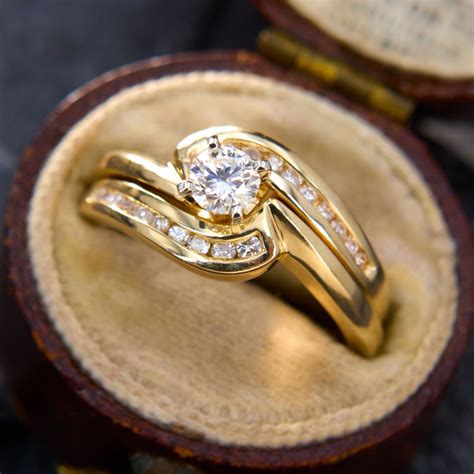 Swirling Diamond Wedding Set 14k Yellow Gold 25ct Ivs2