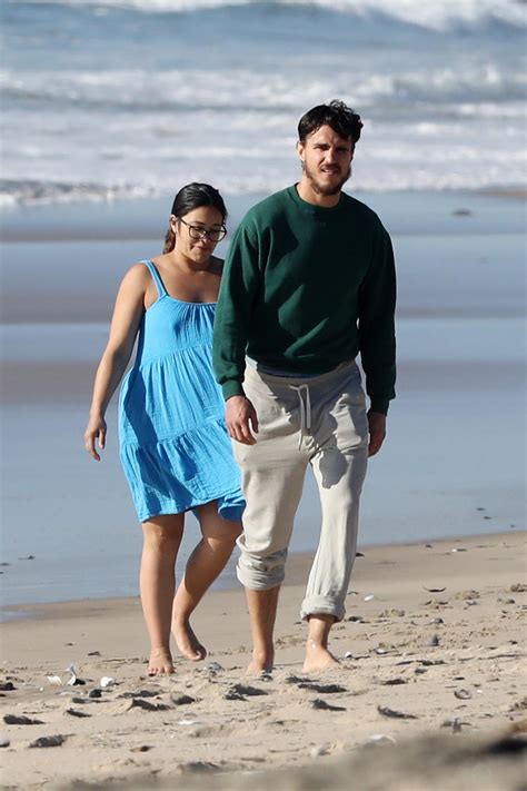 Gina Rodriguezs Feet