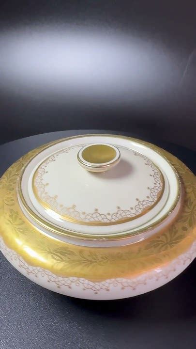 Фарфоровая шкатулка бомбоньерка с золотом Веймар Германия Homedecor находки Weimar винтаж