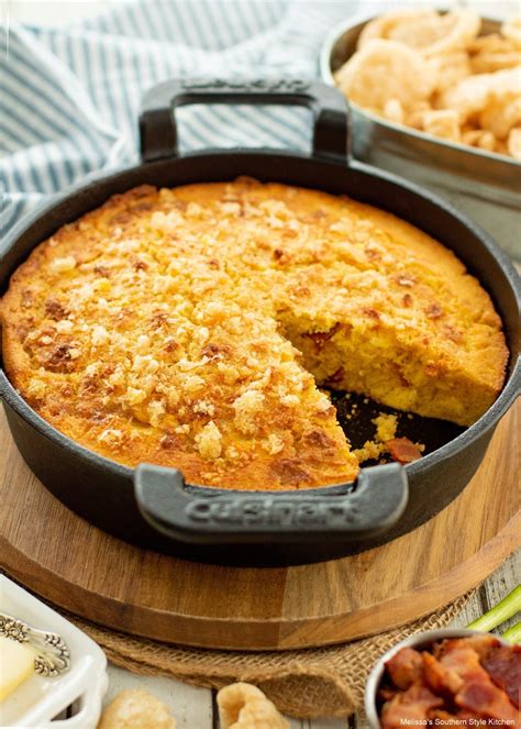 Crackling Cornbread