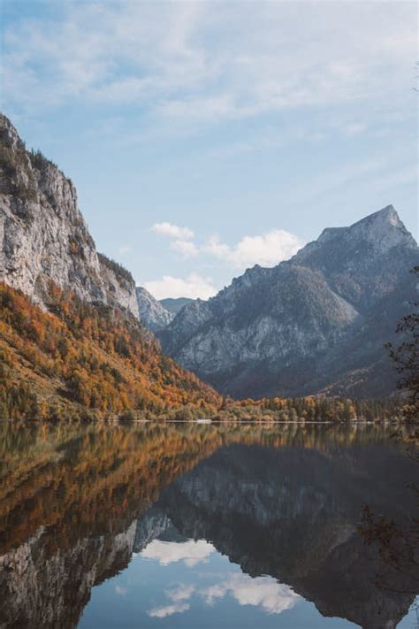오스트리아 알프스 호수의 가을 반사 · 무료 스톡 사진