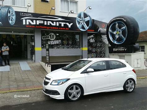 Onix Rebaixado Com Rodas Volcano Axxis Aro