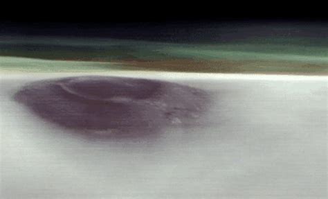 Nasa Spots Mysterious Giant Structure Breaking Through Mars Atmosphere