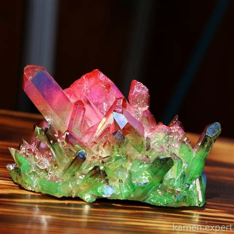 Радужный кварц: получение камня, магические и лечебные свойства