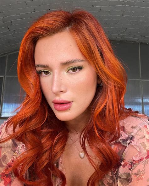 Bella Thorne Flaunts Curves In Raunchy Skintight Dress That Shows Off