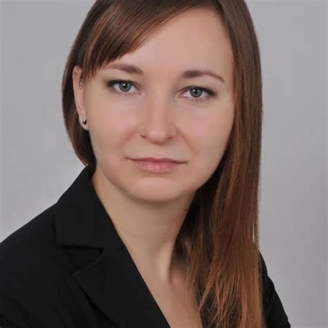 Elena Suraeva It Beratung Im Bereich Automotive Connected Car Mvi