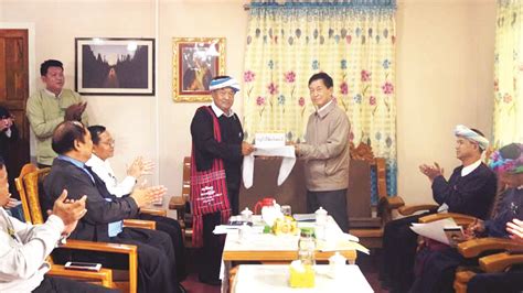 နိုင်ငံတော်စီမံအုပ်ချုပ်ရေးကောင်စီအဖွဲ့ဝင် ခွန်စံလွင် ပင်လောင်းမြို့နယ