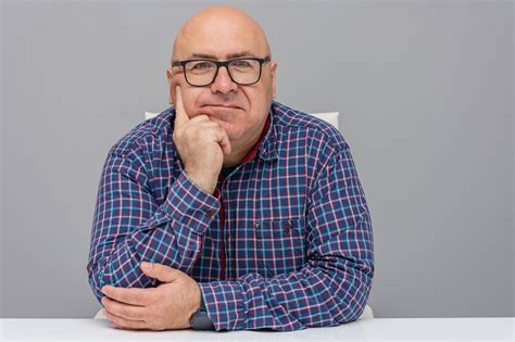 Зрънчо с подарък траурно шалче класика без срок на годност ️ Ивайло Тончев Facebook