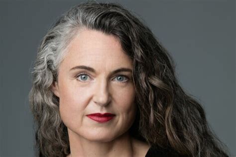 Jennifer Steil Elizabeth Rynecki