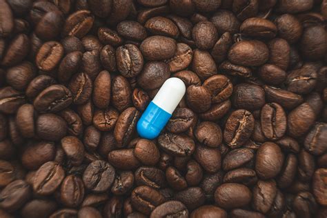 The Advantages And Risks Of Caffeine Supplements For Endurance Athletes