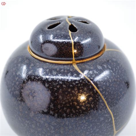 Authentic Kintsugi Pottery Pot Tenmoku The Kintsugi Labo Japan