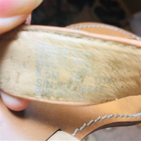 Tory Burch Shoes Tory Burch Cassia Flat Thong Sandals Size 85 M