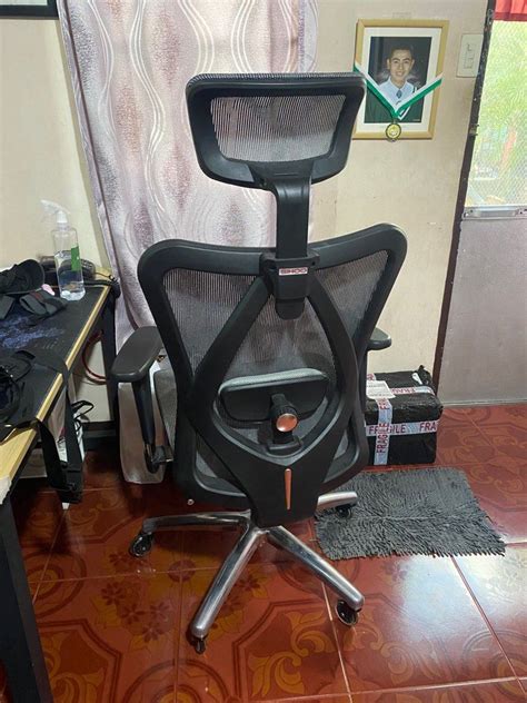 SIHOO M57 With Footrest, Furniture & Home Living, Office Furniture ...