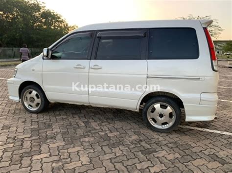 Toyota Noah Sr40 Dfc Kupatana