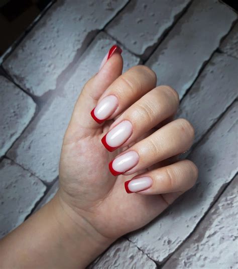 Красный френч на молочной базе Ногти Дизайнерские ногти Красивые ногти