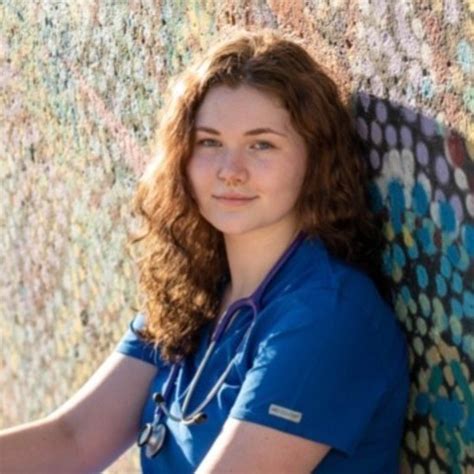 Isabelle Kennedy Server Red Lobster Linkedin