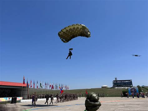 Фото “Хааны эрэлд” олон улсын сургууль эхэллээ