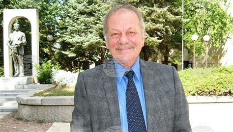 Общинската избирателна комисия регистрира проф Христомир Христов за кандидат за кмет на община