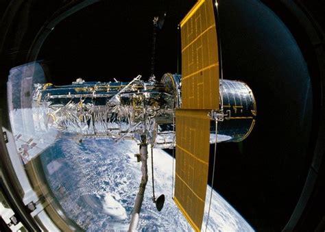 Happy Birthday 허블 우주망원경 1 ＂30살 그의 역사＂ 동영상