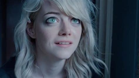 Naked Emma Stone In Birdman Or The Unexpected Virtue Of Ignorance