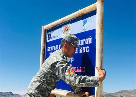 Иргэдэд сэрэмжлүүлэг мэдээлэл хүргэн ажиллаж байна