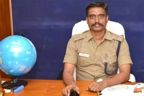 இவரா தற்கொலை செய்து கொண்டது மறைந்த டிஐஜி வி்ஜயகுமாரின் நெகிழ்ச்சி