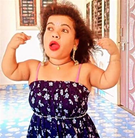 Guddirani Vi N Bhojpuri Rail Irall Viralvideo Iraq Guddi Rani