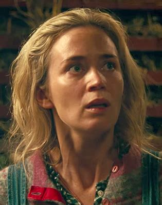 Video Emily Blunt Hides In The Bathtub From Monsters In New Trailer For A Quiet Place