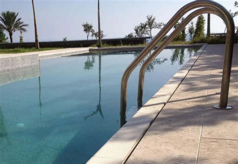 Marine Application Pools Boat Decks Overflow Grills Etc