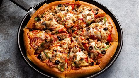 Unveiling The Stars Behind Pizza Huts Iconic Commercials Meet The Cast