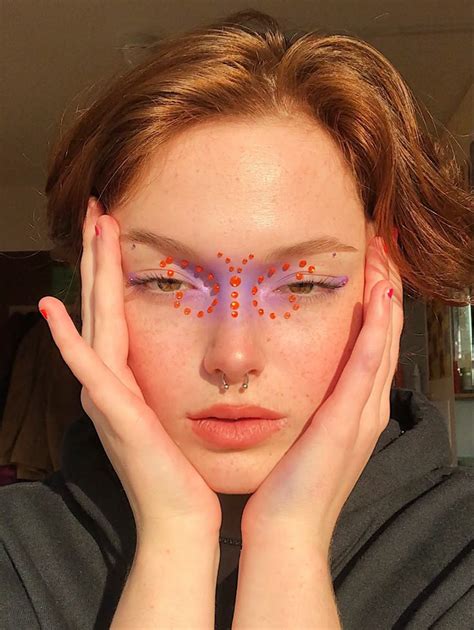 Orange And Purple Butterfly Noseshadow Maquillaje De Ojos Creativos Tipo De Ojos Maquillaje