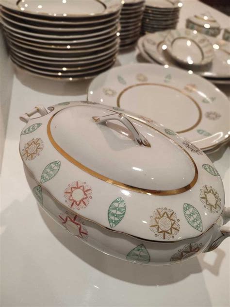 Столовий фарфоровий сервіз на 12 персон з 49 предметів СССР 70 роки 8 560 грн Посуд