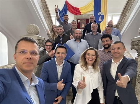 După Alegerea Președintelui Usr A Convocat și Congresul Partidului