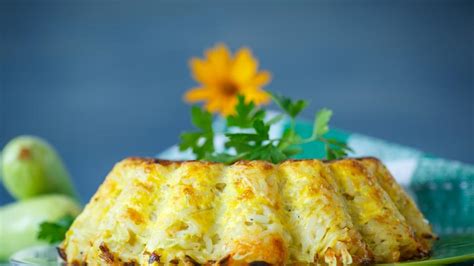 Рецепта за тиквички с домати и ориз на фурна