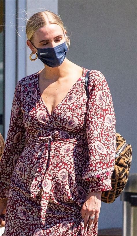 Ashlee Simpson Sexy The Fappening News