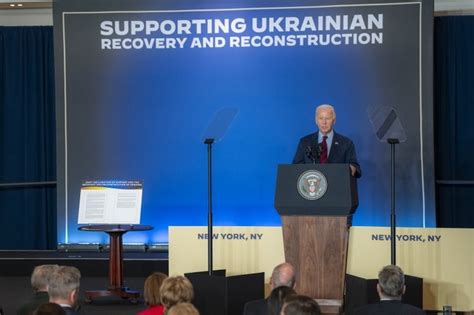 Бајден ја потврди поддршката за обновата на Украина Независен Весник