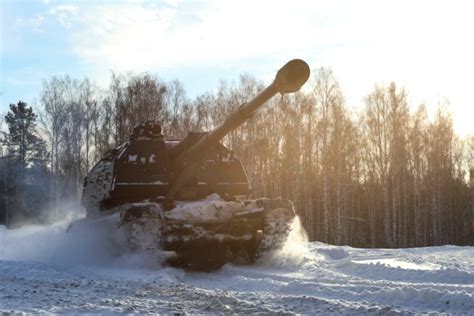 Russian Troops Receive Modernized Msta S Howitzers