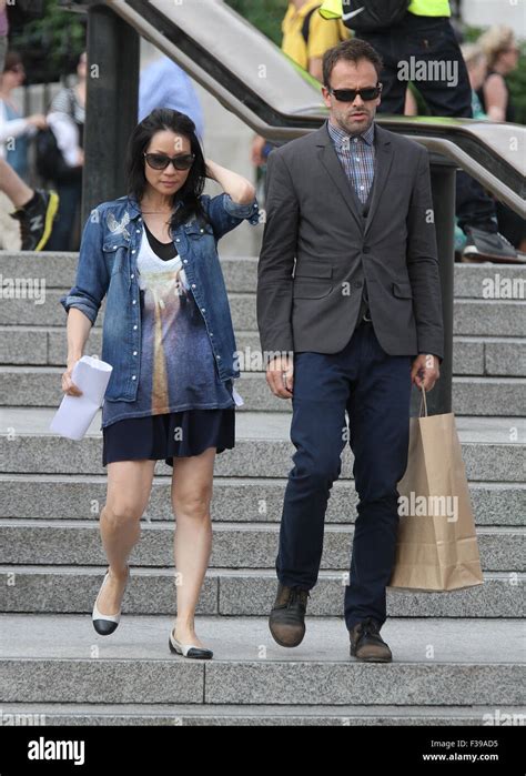 Jonny Lee Miller And Lucy Liu Filming Scenes For Elementary In London