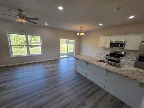 512 Pearl Ave Independence Ks 67301 ®