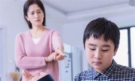 Đau Mà Thật Con Cái Sợ Nhất 3 Kiểu Cha Mẹ Này Có 1 Thôi Cũng đã 𝚋ấ𝚝 𝚑ạ𝚗𝚑 Cả đời