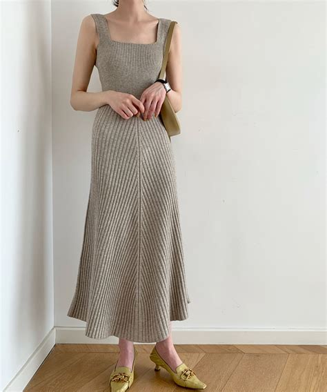 아루미 골지원피스 플레어원피스 가을 겨울 스퀘어넥 롱 민소매니트원피스