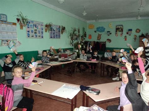 повага дією