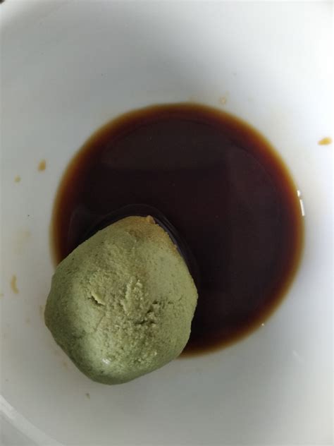 일식집 와사비 간장 만들기