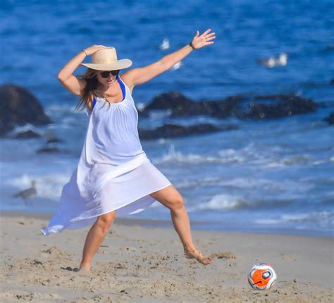 Olivia Wilde Out On The Beach In Malibu 09062020 Hawtcelebs