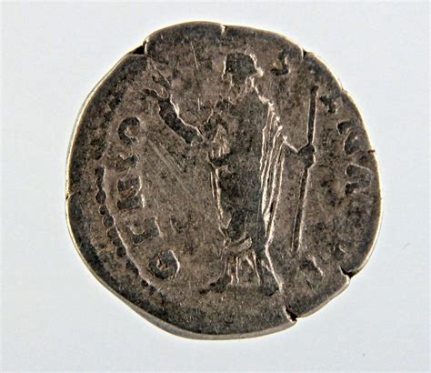 512 давньоримських монет конфіскованих на митниці передали до колекції Національного музею