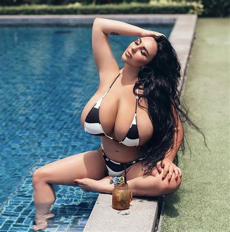 Download Anastasiya Berthier Wallpaper Wallpapershigh