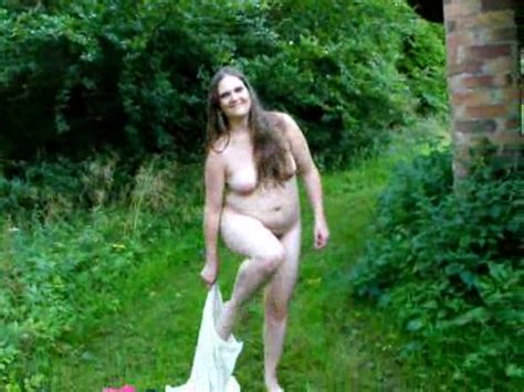 Fat And Hairy Brunette Exgirlfriend Outdoors All Naked Video