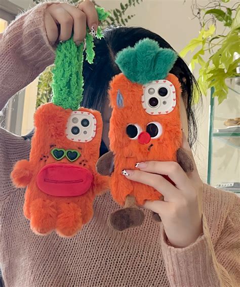 당근 털케이스 귀여운 아이폰 아이폰케이스 당근케이스 털 퍼 퍼케이스 아이폰당근 당근아이폰 당근폰케이스 아이폰당근케이스 당근아이폰케이스 가을케이스 겨울케이스 커플케이스